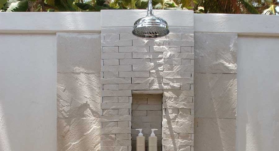 DIY solar hot water shower - Ecohome