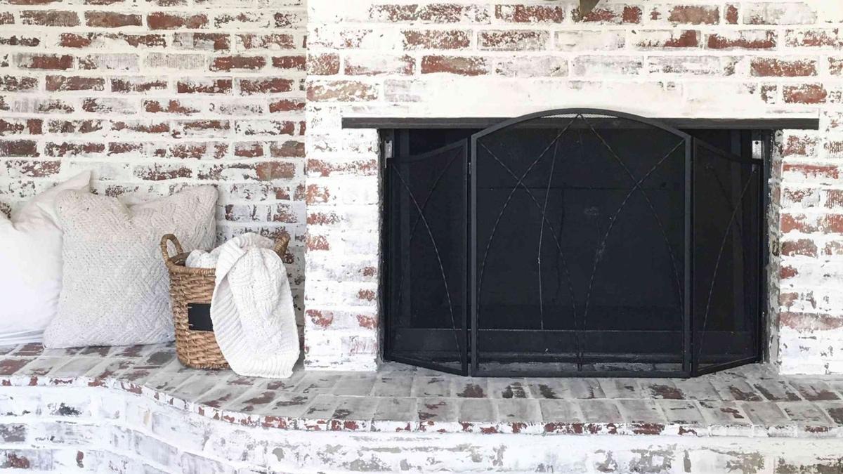 Can You Remove Paint From Interior Bricks, and How? - Ecohome