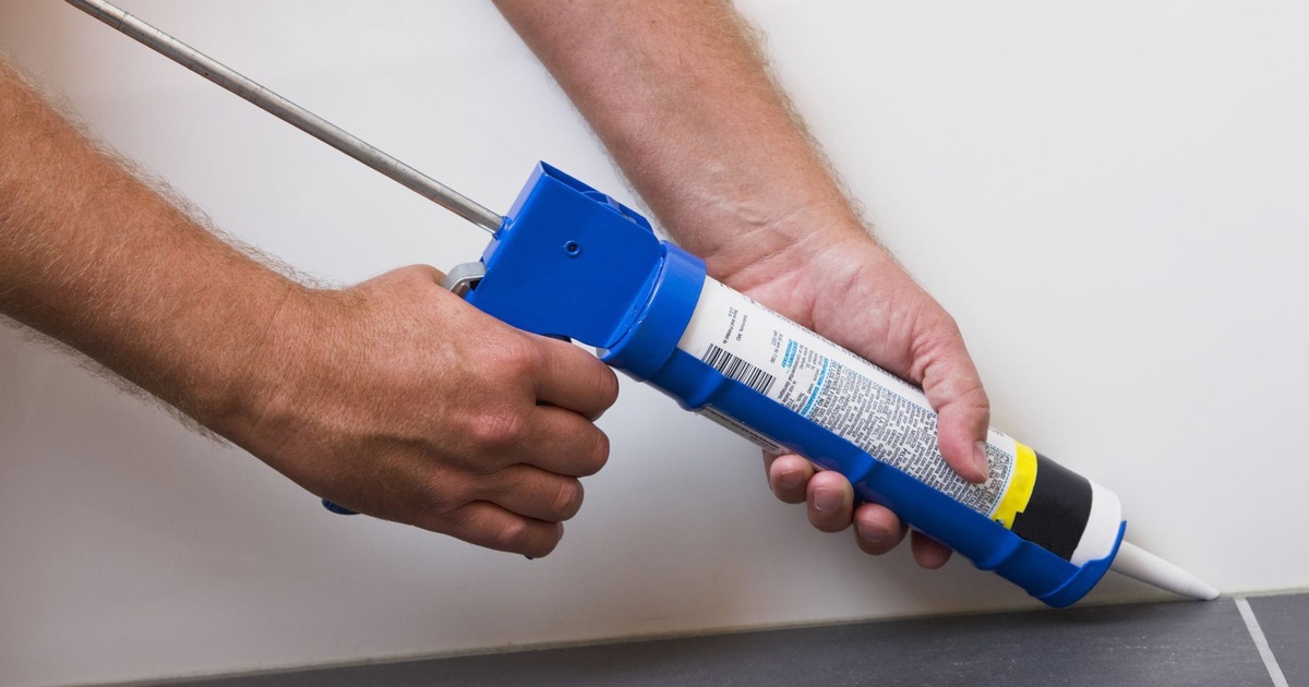 Choisir le Meilleur Calfeutrant : Le Guide des Scellants - Ecohome