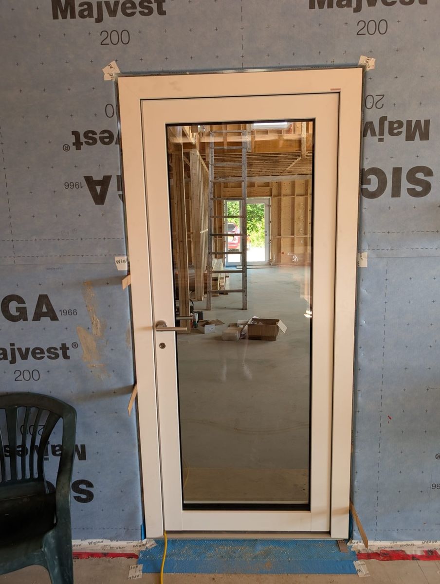 Passive House Cottage in Alcove, QC - Ecohome