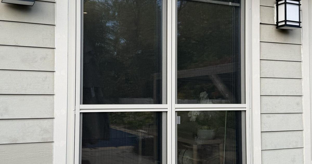 Renovation project in Ottawa featuring solar blinds - Ecohome