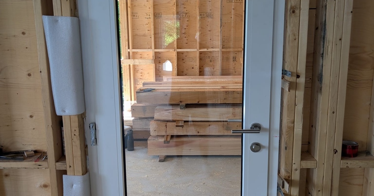 Passive House Cottage in Alcove, QC - Ecohome