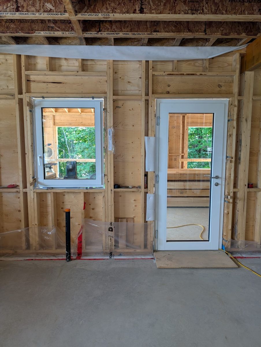 Passive House Cottage in Alcove, QC - Ecohome