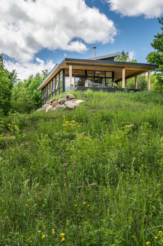 The House on the Hill "Strata Series" - Ecohome