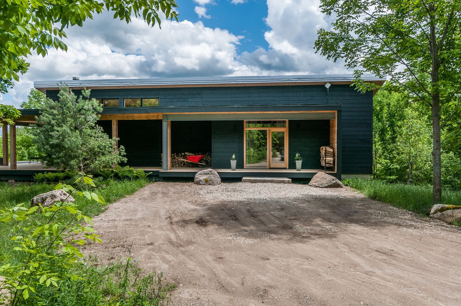 The House on the Hill "Strata Series" - Ecohome