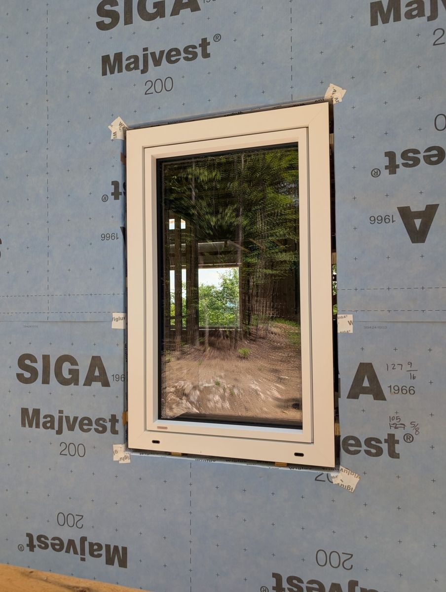 Passive House Cottage in Alcove, QC - Ecohome