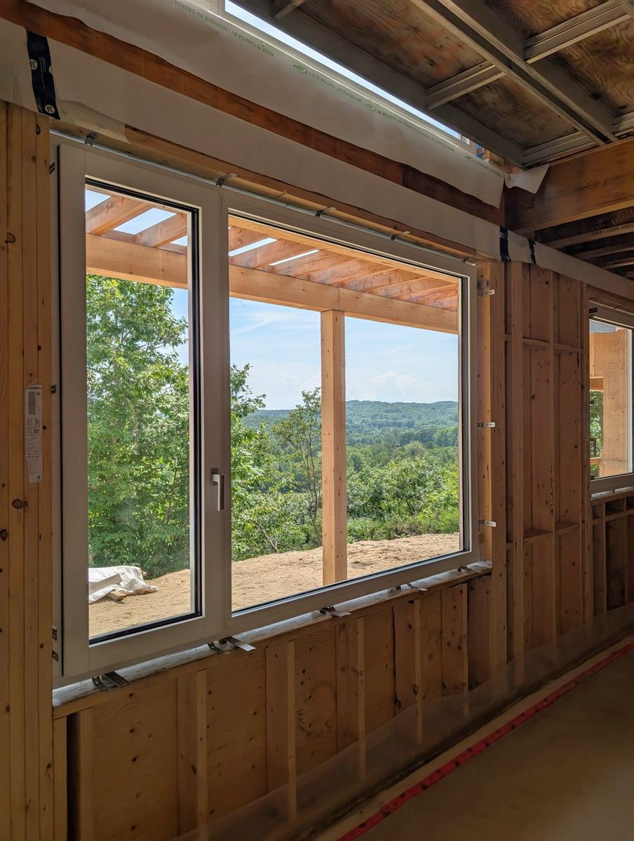 Passive House Cottage in Alcove, QC - Ecohome