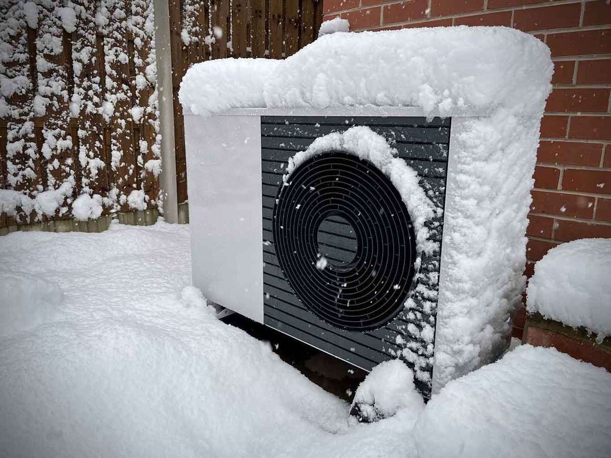 Find the Best Heat Pumps for Cold Climates in 2025 - Ecohome