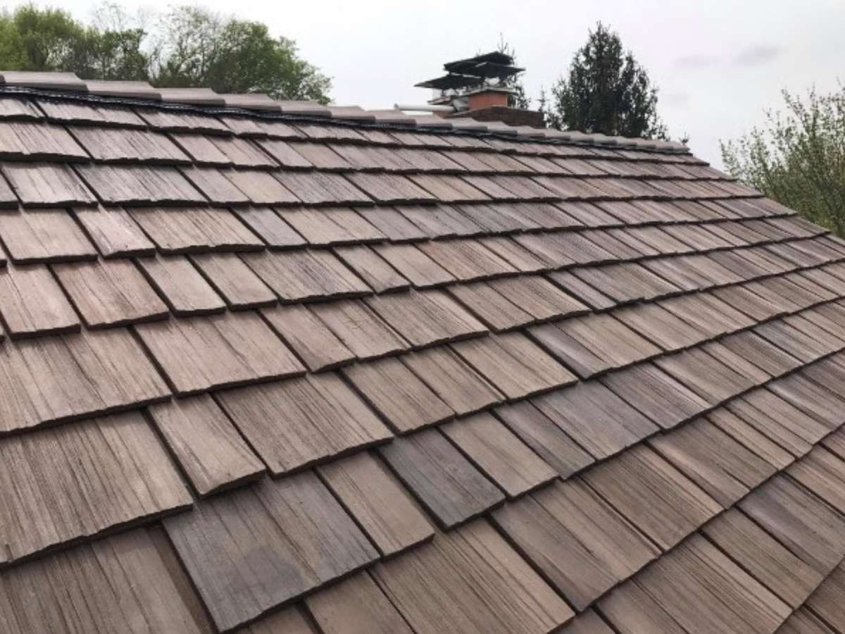 Cedar Shingles & Shakes Guide: Sustainable Roofing & Siding - Ecohome